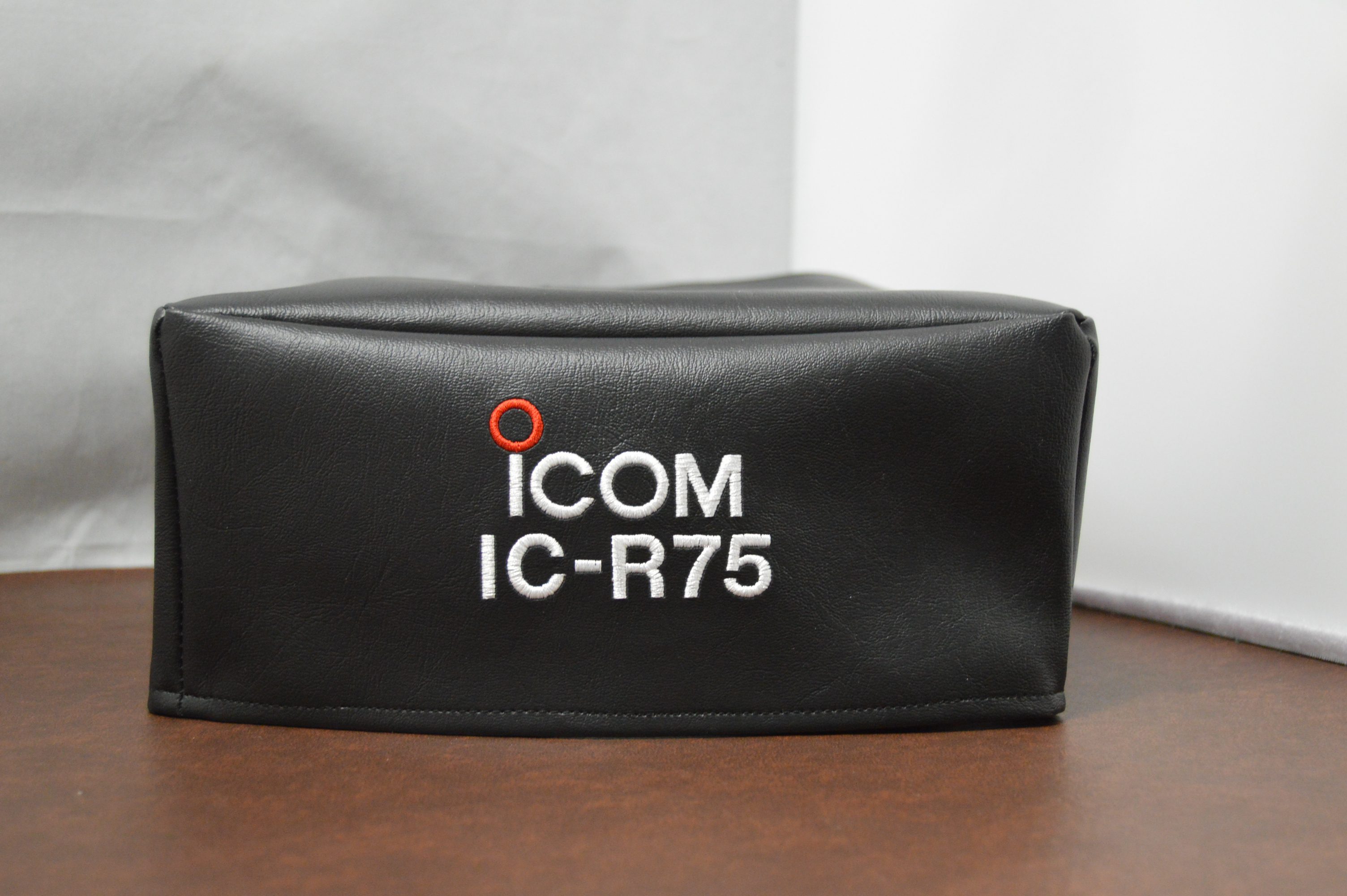 Icom IC-R75 Radio Dust Cover - JSE Custom Embroidery & DTG