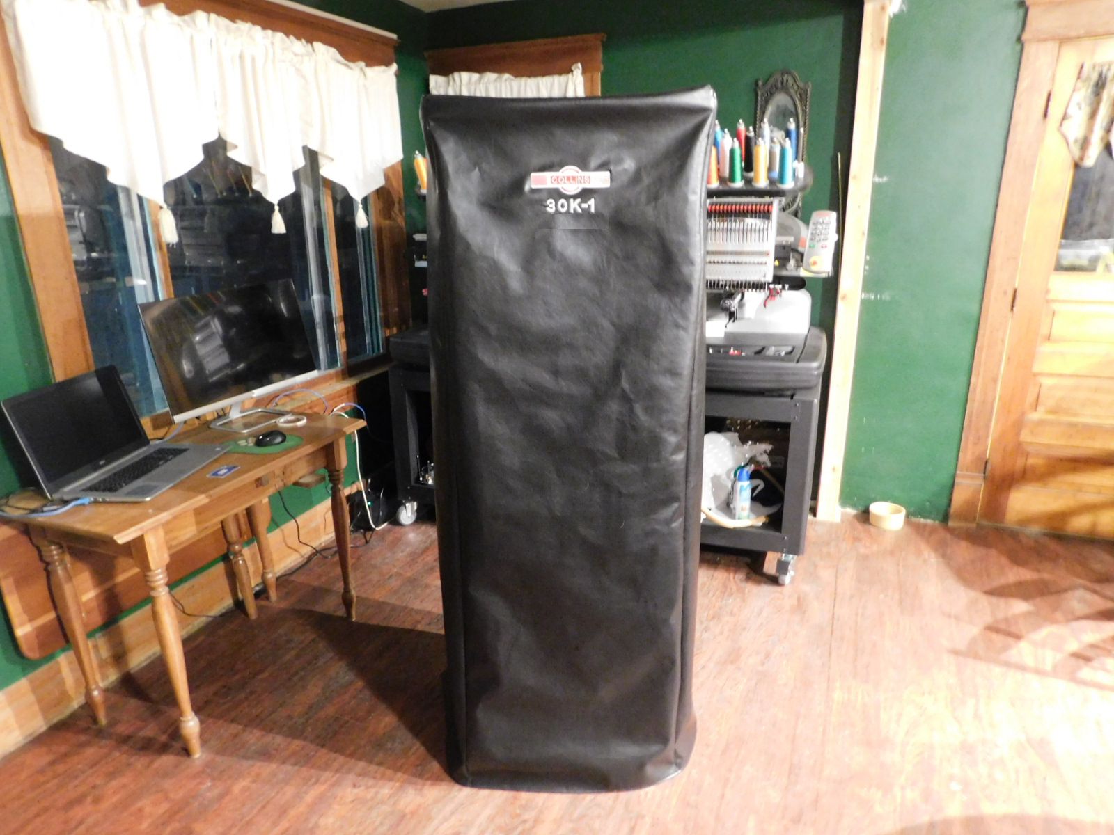 Collins 30K Series Radio Dust Cover – JSE Embroidery